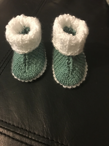 Ravelry: Baby Hug Boots pattern by marianna mel