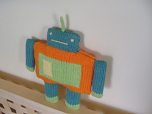 Ravelry: Robot pattern by Jess Hutchison