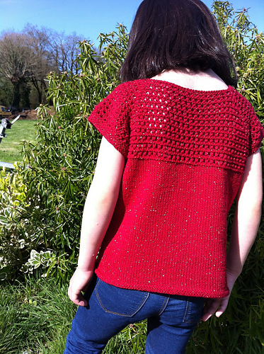 Ravelry: Pull Kono pattern by Muriela