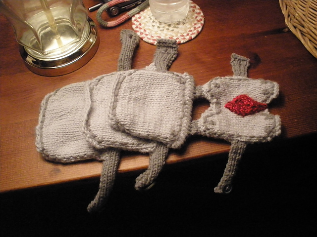 Ravelry: Emily-H's OoT Silver Gauntlets