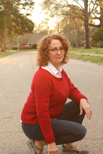 Ravelry: Carmine Pullover pattern by Emily Ringelman