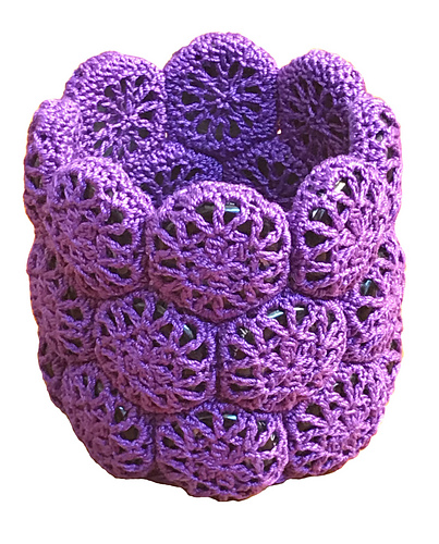 Ravelry: Bottle Cap Desk Tidy pattern by Emma Garside