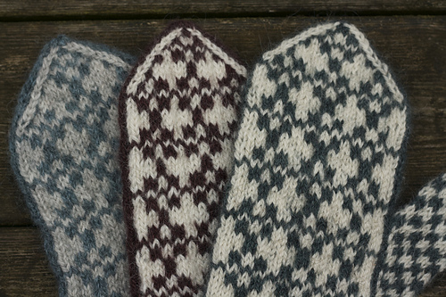 Ravelry: Gledi pattern by Emma Secker