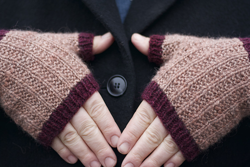 Ravelry: Torgvante med struktur pattern by Emma Secker