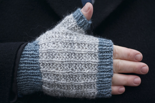 Ravelry: Torgvante med struktur pattern by Emma Secker