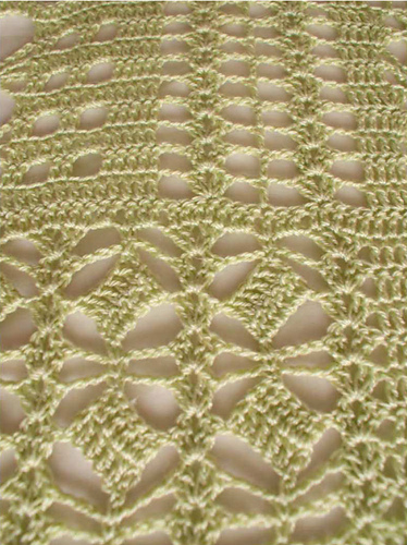 Ravelry: Bed Runner pattern by Helen Free