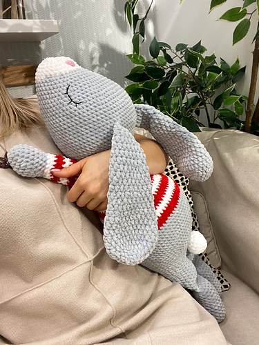 Ravelry: Plush Bunny pillow pattern by Mariana Cambur