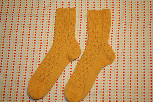 Ravelry: Spun Gold Honeycomb Socks pattern by the Jewell's Handmades
