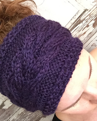 Ravelry: Corn Rows Headband pattern by Emma Sadler