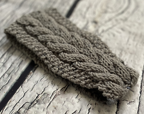 Ravelry: Corn Rows Headband pattern by Emma Sadler
