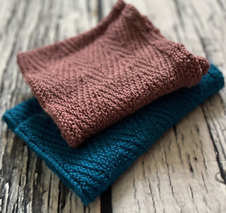 Ravelry: Siksak pattern by Emma Sadler