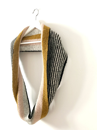 Ravelry: In the Loop pattern by Espace Tricot