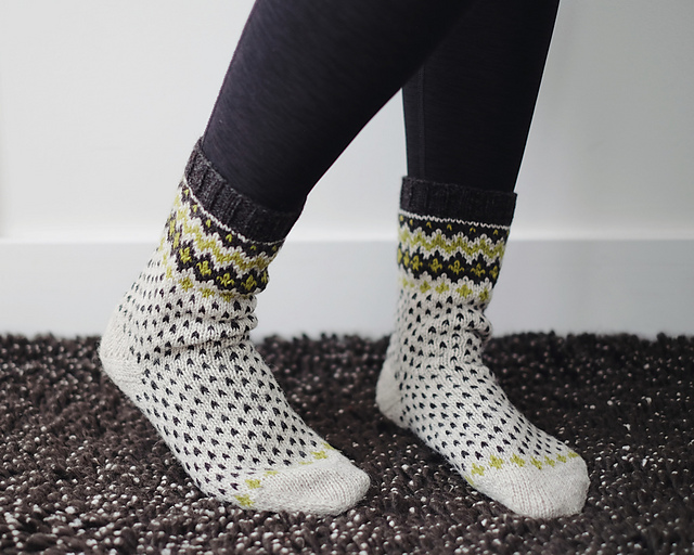 Ravelry: Sutton Slippers pattern by Dianna Walla