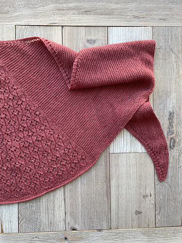Ravelry Ferlangen Shawl Pattern By Espace Tricot
