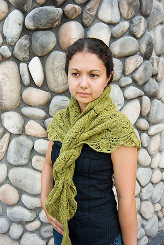 Ravelry: Sub Rosa Shawl pattern by Anna Sudo