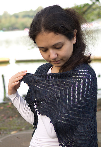 Ravelry: Cnidaria pattern by Anna Sudo