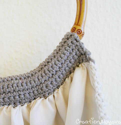Ravelry: Wavy stripes crochet bag pattern by Evelyn Siatra