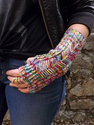 Quick and easy little mitts! : r/knitting