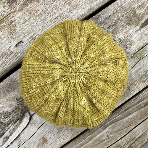 Ravelry: CALYX pattern by Evie Scott