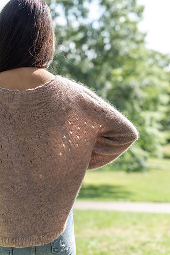 Ravelry: Lana Pullover pattern by Claudia Quintanilla - EweKnit Toronto