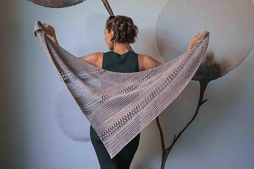 Ravelry: Silva pattern by The Crocheting Carr