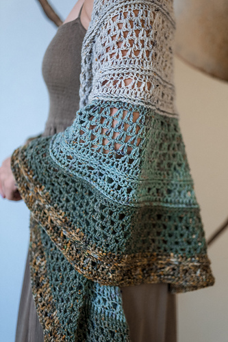 Ravelry: Lune pattern by The Crocheting Carr