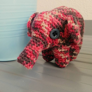 Ravelry: FaeTeardrop's Little Red Elephant