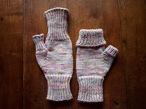 Ravelry: Point Edwards Mitts pattern by Fairlight Fibers