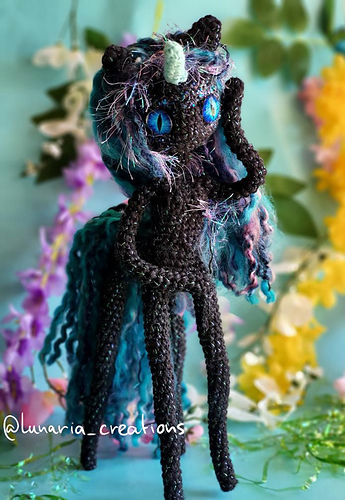Ravelry: Unitaur pattern by Lianne Peterson