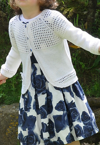 Ravelry: Cardigan Kono pattern by Muriela