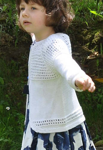 Ravelry: Cardigan Kono pattern by Muriela