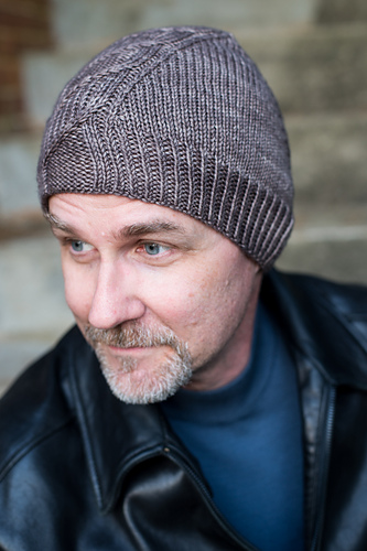 Ravelry: Afreet Hat-Embers pattern by Fatimah Hinds