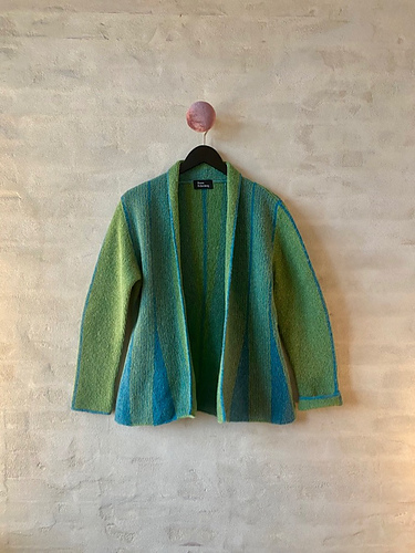 Ravelry: Mermaid jacket pattern by Hanne Falkenberg