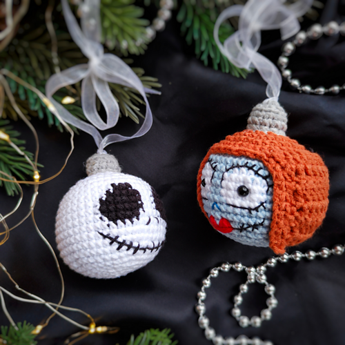 Ravelry: Scull and zombie ornaments pattern by Svitlana Hurova