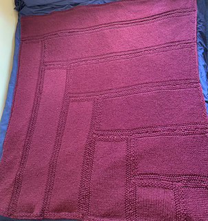 Ravelry: Large Geometric L blanket pattern by Felicity Page