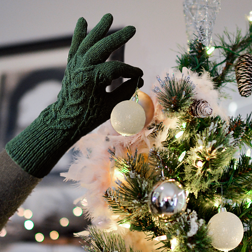 Ravelry: Forest Fairy Gloves pattern by Annico Fiber Arts