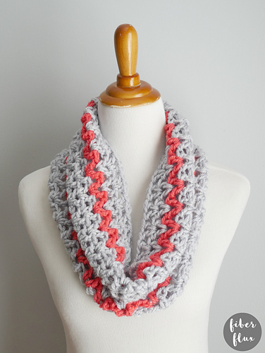 Ravelry: Quick Gift Cowl pattern by Fiber Flux / Jennifer Dickerson