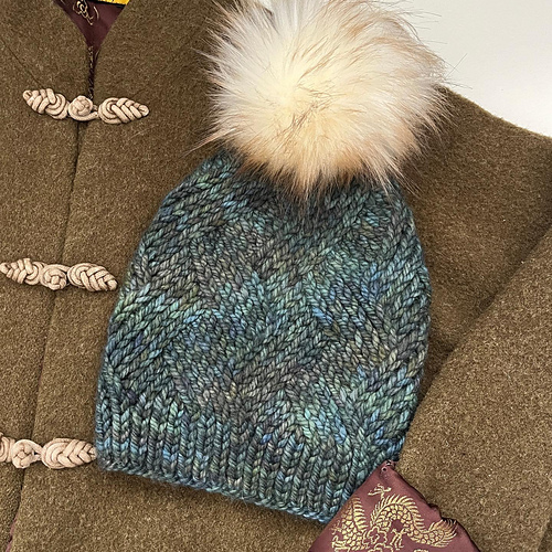 Ravelry: Chow Fun Beanie pattern by Sandra Kwan