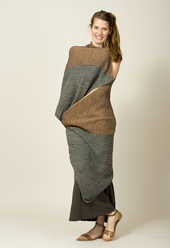 Ravelry: URSA pattern by Grace Anna Farrow