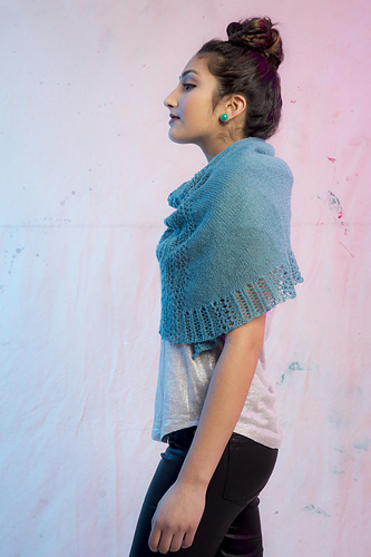 Ravelry: Vesa pattern by Laura Nelkin
