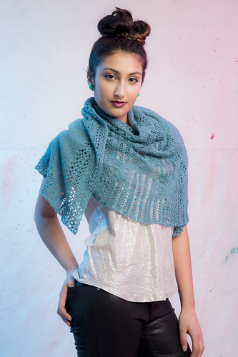 Ravelry: Vesa pattern by Laura Nelkin