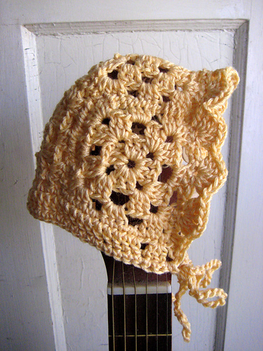 Ravelry: Granny Square Baby Bonnet pattern by Erica Jackofsky (Fiddle ...