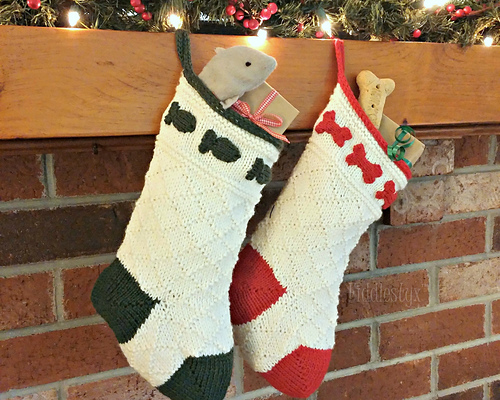Ravelry: Paws Christmas Stocking pattern by Martha Johnson