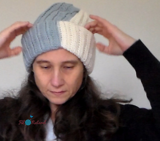 Ravelry: bonnet bo pattern by Nadège Haré