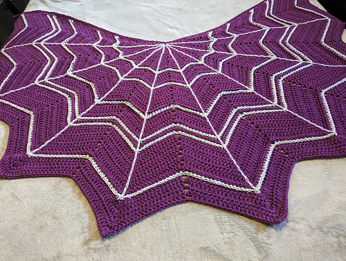 Ravelry: Lolth's Spiderweb Shawl pattern by Fleeting Obsessions Art