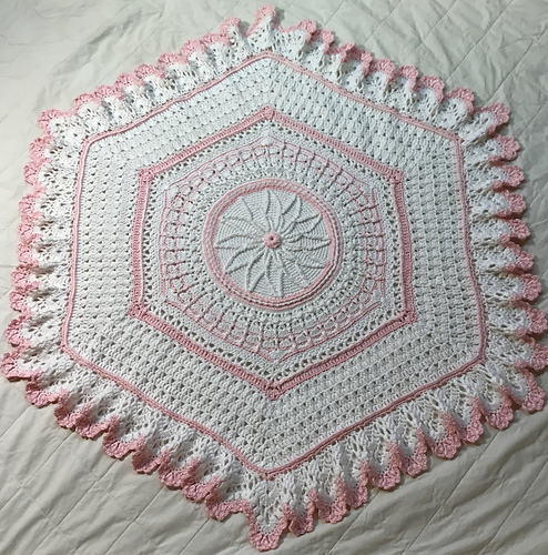 Ravelry: Little prince or princesse baby blanket pattern by Roxy Foxy Lady
