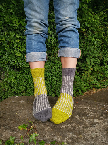 Ravelry: Gallivant pattern by Francesca Hughes