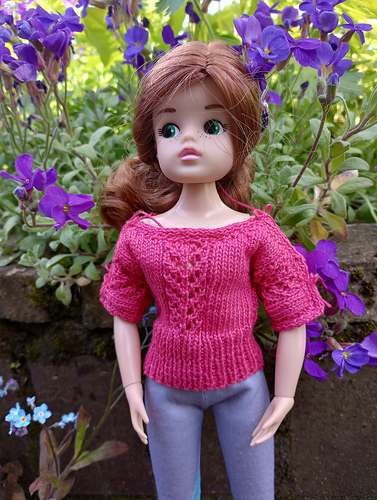 Ravelry: 1:6th scale Gwenda Jumper pattern by Frances Powell