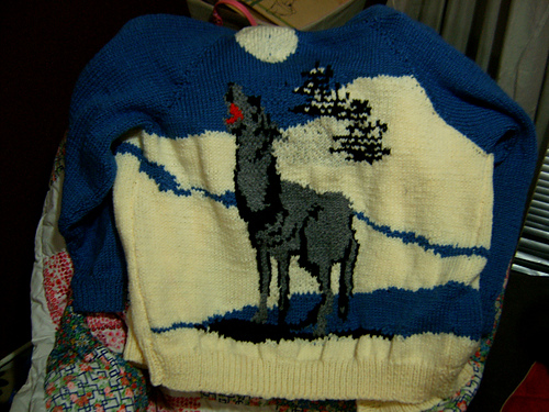 Ravelry: Lone Wolf pattern by Patons