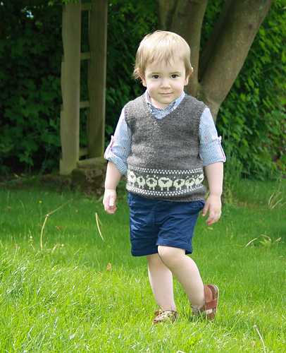 Ravelry: Wee Sheep Vest pattern by Amy Nowell